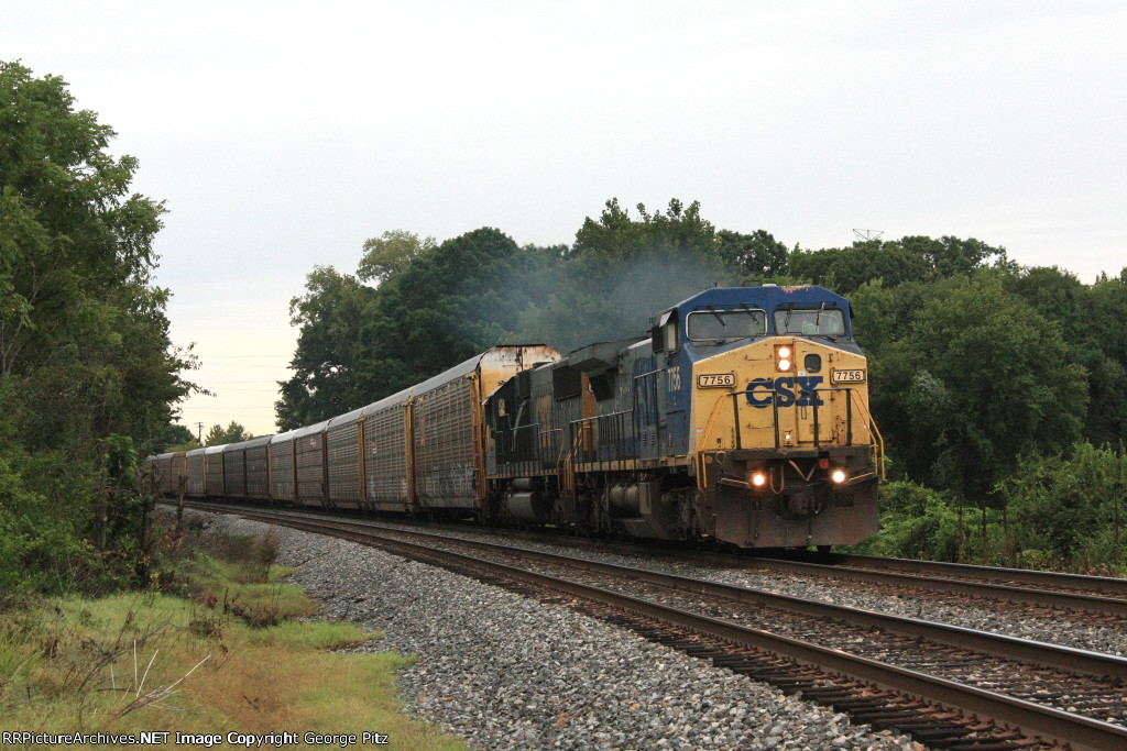 CSX 7756 and train Q217